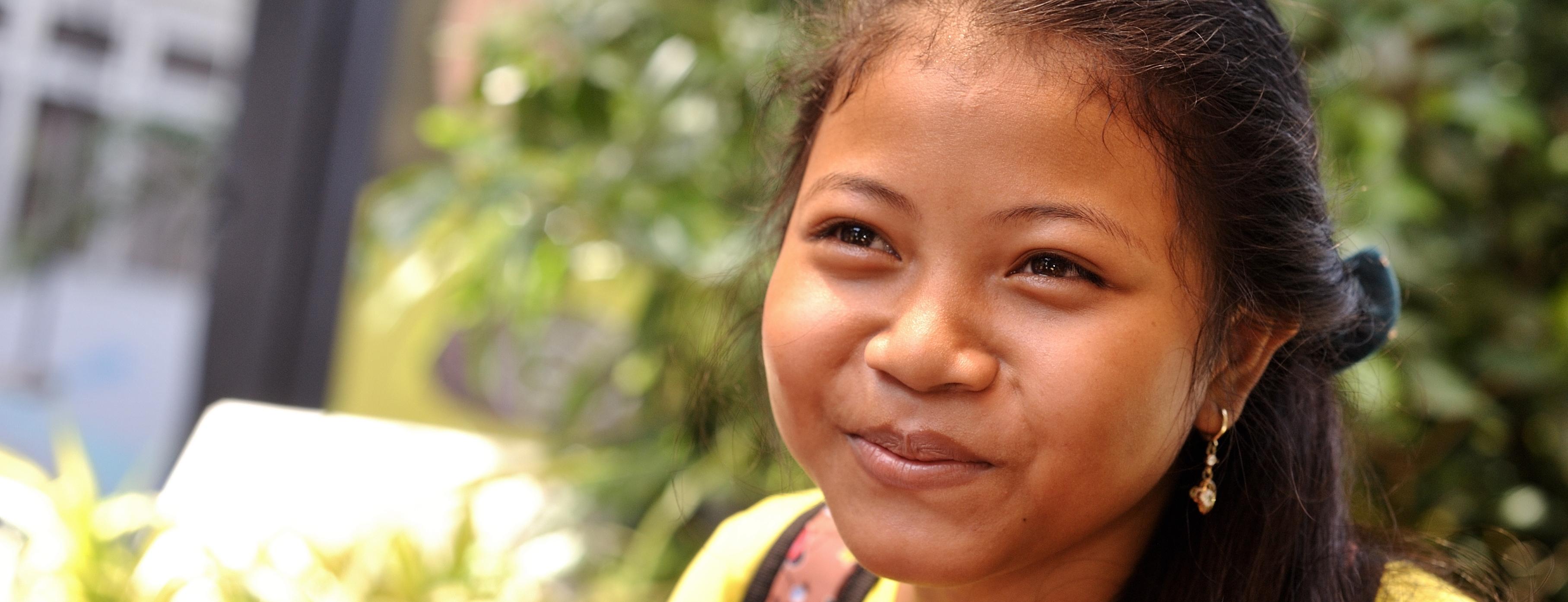 GiveNow - Building a safer world for girls by preventing exploitation